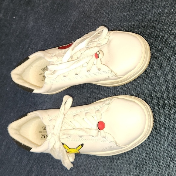 Zara | Shoes | Zara X Pokmon Pikachu Pokeball White Sneakers Boys Sz ...